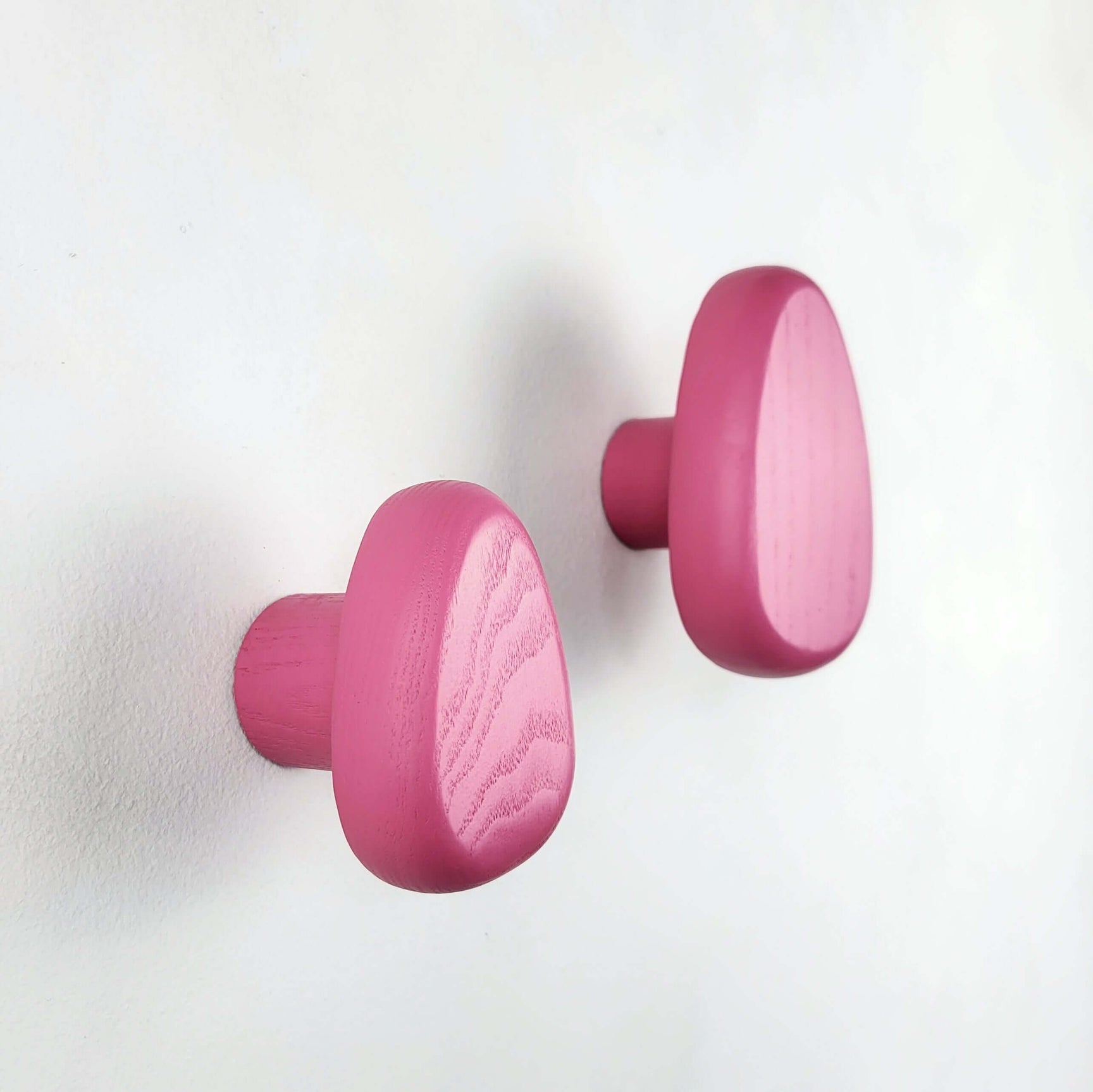 Wall hooks DROP I Made from wood I Different colours – NAMII